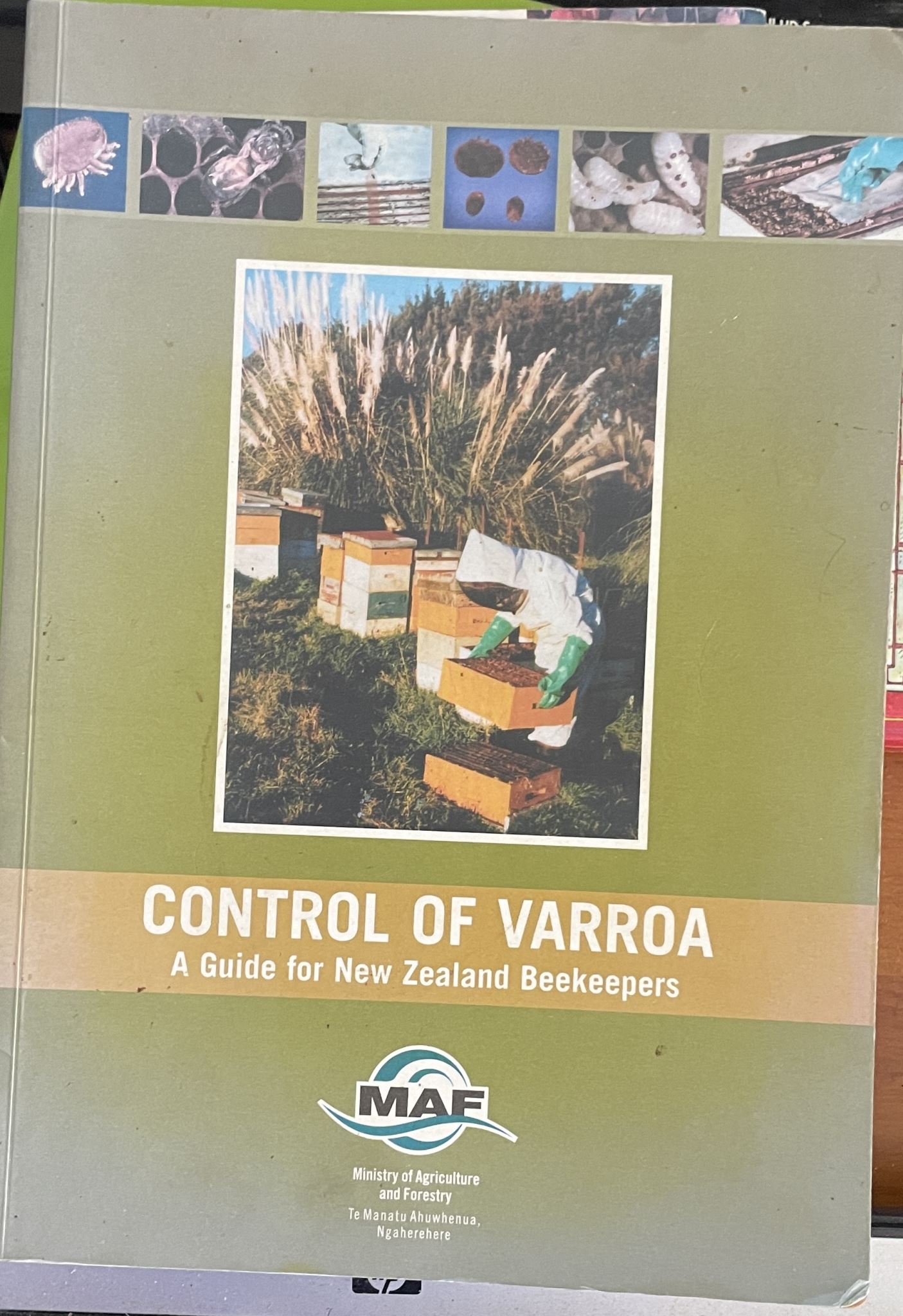 Control of Varroa: A Guide for New Zealand Beekeepers